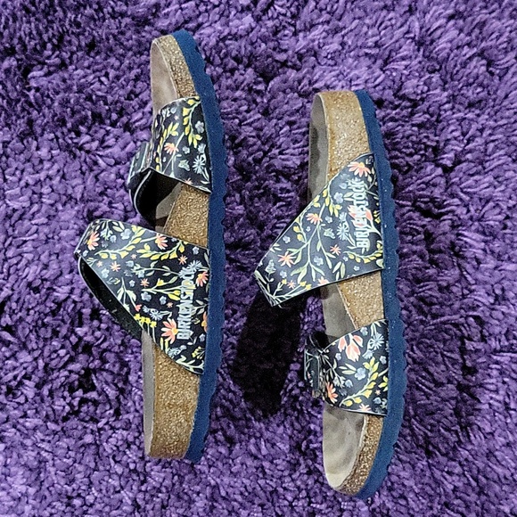 Birkenstock | Shoes | Sydney Birkoflor Watercolor Navy Floral Pattern ...